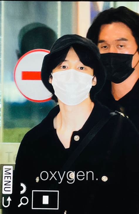 Jen4ik on Twitter RT oxygenO2 230313 지민 인천 출국 pre 지민 JIMIN