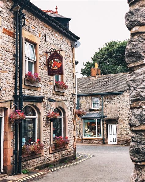 Castleton England Visiting England Peak District Castleton