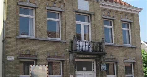 Oud Gemeentehuis Wordt Verkocht Nieuws Hln Be