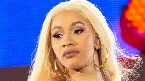 Unrecognizable Cardi B ‘unveils New Face After Giving Birth