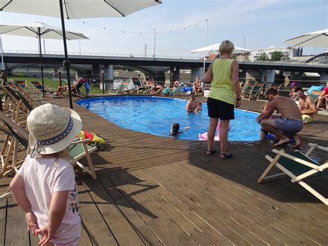 Prosto z Mostu Beach Bar Matka w mieście
