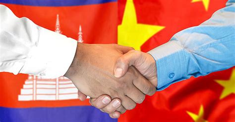 កម្ពុជា ចិន ពិភាក្សាគ្នាលើកិច្ចប្រតិបត្តិការ១០ចំណុច ផ្ដោតលើទេសចរណ៍ វប្បធម៌ កីឡា សិល្បៈ វិនិយោគ