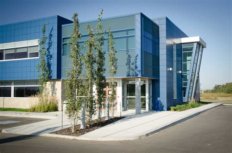 Maple Reinders Office Park Landscaping Ltd