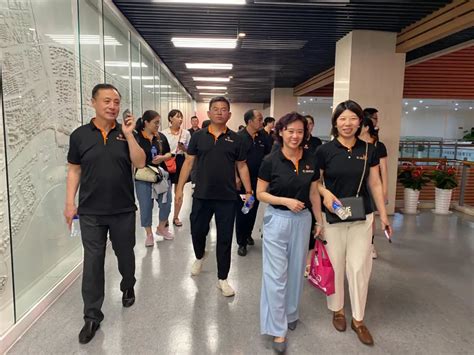 天津拾起卖科技集团有限公司党支部开展庆 七一”主题党日活动 拾起卖