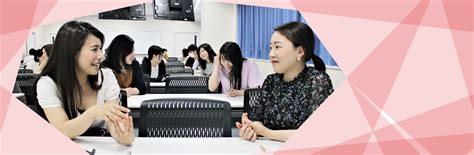 大阪大学医学部附属病院 看護部キャリア開発センター 大阪大学医学部附属病院看護部キャリア開発センターでは高い臨床能力を持つ看護師を育成する