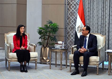 مدبولي يؤكد حرص الحكومة على تشجيع التعاون بين القطاع الخاص في مصر