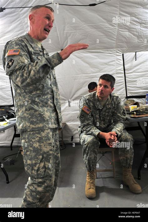 Command Sgt Maj James Murrin Left The Senior Enlisted Adviser To The