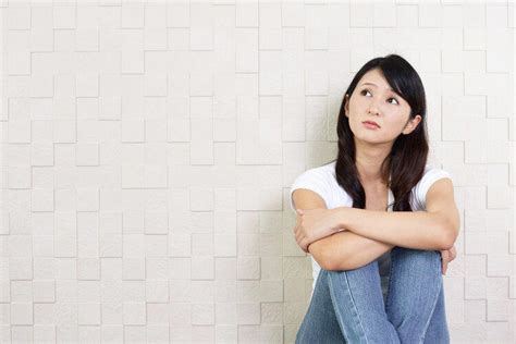 女性开始衰老时，下半身一般会有5个征兆！若没有，说明你还年轻
