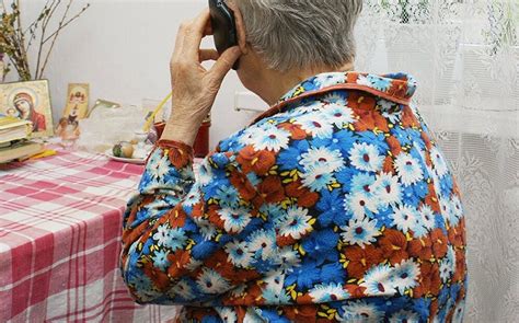 Urodziłem Się W Biednej Rodzinie Wychowywała Mnie Mama I Babcia Które
