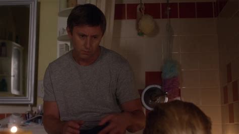 Auscaps Jake Weber Shirtless In Medium 7 07 Native Tongue