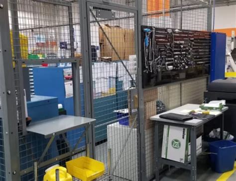 Expandable Mobile Barricade Versatile Safety Solution For Crowd Control