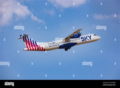 Nuovissimo airbus a320neo di aegean airlines fotografías e imágenes de