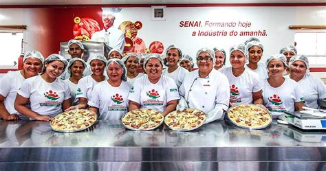 Caravana Do Desenvolvimento Sistema Fieac Leva Cursos Gratuitos A