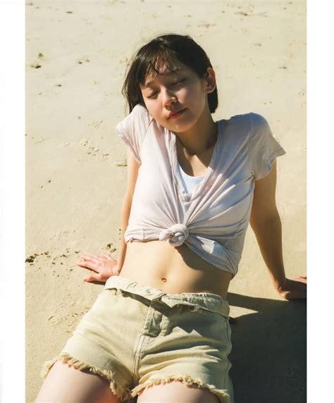 Pin On 吉岡里帆