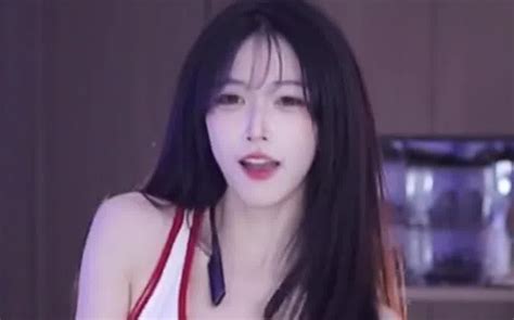 奶兔胡媛媛 2023 07 20 Nobody 爱玩的程子 爱玩的程子 哔哩哔哩视频