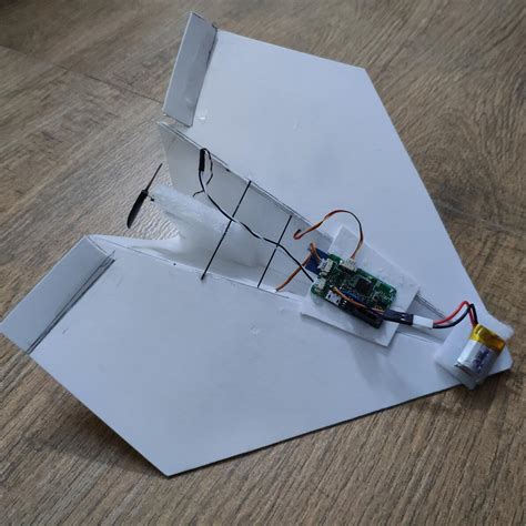 开个新坑——无刷电机电调飞控合一 哔哩哔哩