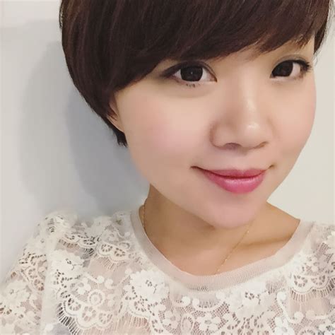 30 Stunning Curly And Straight Pixie Haircuts 2025 Styles Weekly