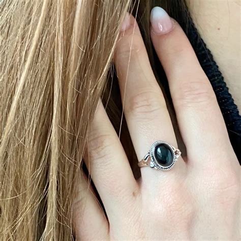 Stříbrný prsten onyx aranys cz