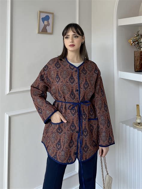 MODA ALA Etnik Desenli Biyeli Ceket Kahverengi Şık ve Modern Tesettür Ceket