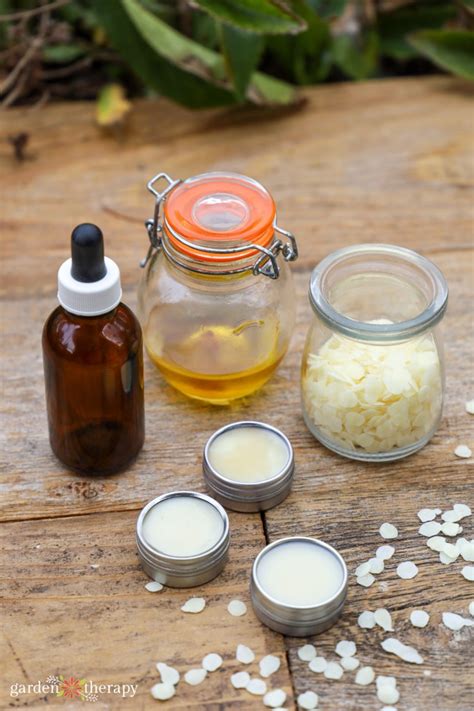 Ultra Moisturizing All Natural Diy Lip Balm With Beeswax Easy Diy