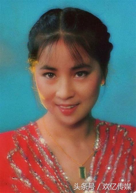 成龙夫人林凤娇 林凤娇照片 林凤娇图片 林凤娇年青时相片 每日头条