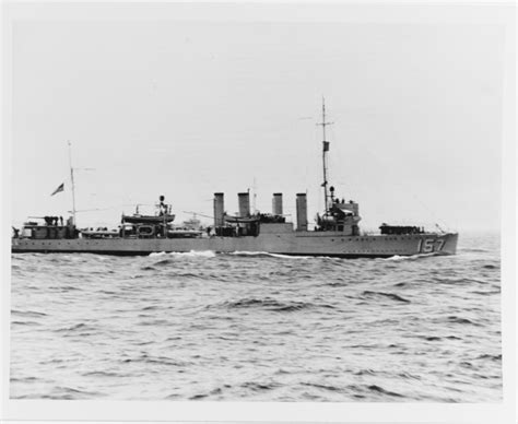 6076 X 4986 Four Piper Friday Uss Dickerson Dd 157 Underway In 1934