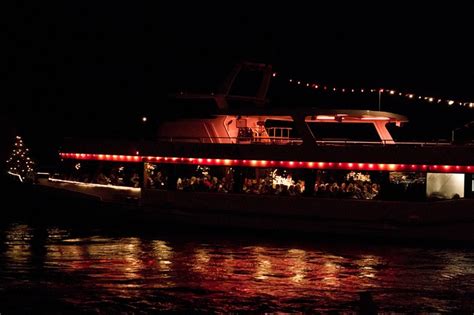 Adventskreuzfahrten Mit Dem Schiff Zum Weihnachtsmarkt