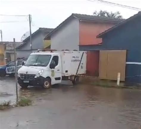 Homem é encontrado morto em Jaraguá e caso tem fortes indícios de homicídio