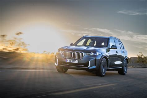 2023 BMW X5 LCI 小改款全球首发 全系标配48V微型油电 2023 BMW X5 facelift G05 LCI debut