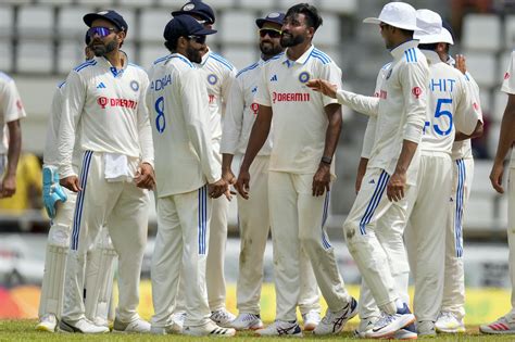 Mohammed Siraj Soaks In The Success With His Team Mates