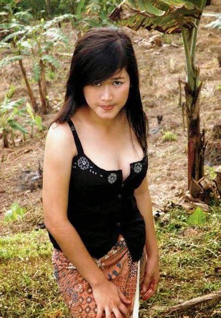 Universal Gadis Desa Seksi