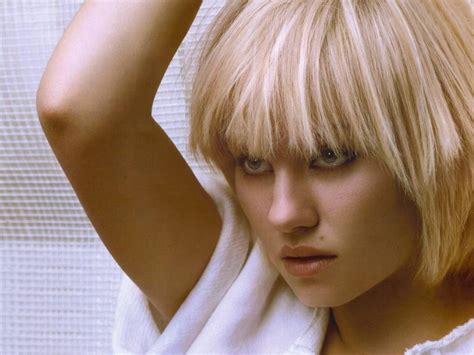 The Pixie Revolution Short Haired Babe Of The Week Elisha Cuthbert 8512