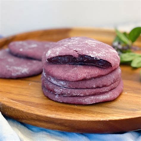 5 Ingredient Taiwanese Purple Mochi Cakes