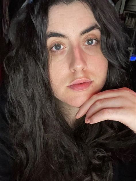 Are Selfies A Thing ‘round These Parts Scrolller