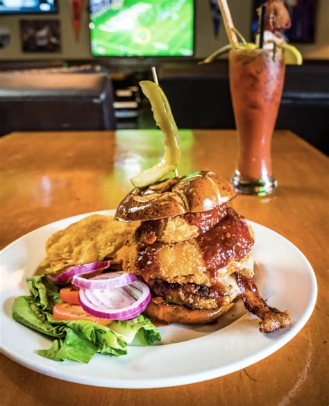11 Cant Miss Bars In Bend Oregon