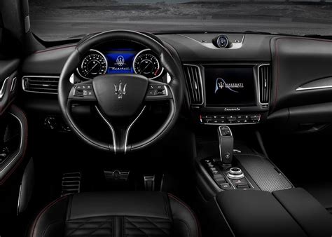 2019 MASERATI LEVANTE TROFEO