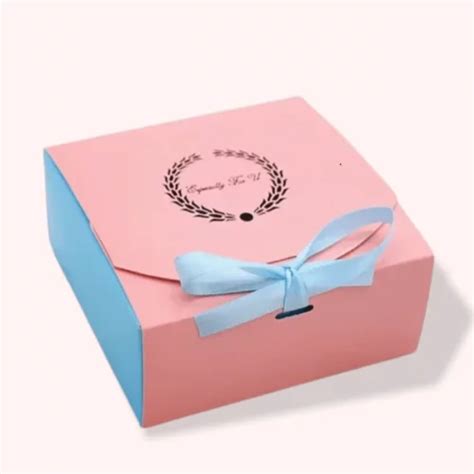 Custom Cake Packaging Boxes