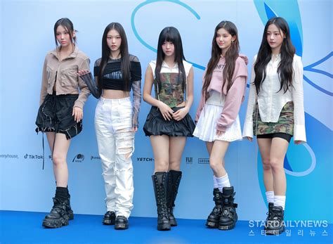 뉴진스 스포티파이서 단일 앨범 재생 수 10억 회 돌파k 팝 걸그룹 데뷔 앨범 최초 아이돌24시 네이트 연예