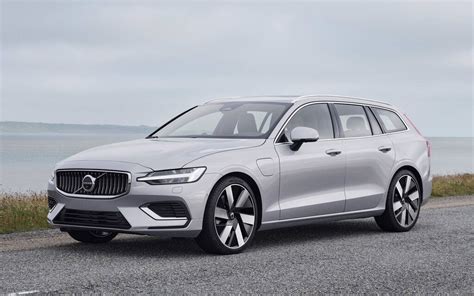 Volvo V60 2024 Essais Actualité Galeries Photos Et Vidéos Guide Auto