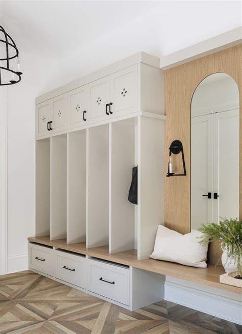 30 Mudroom Bench Ideas For A Cozy And Organized Home