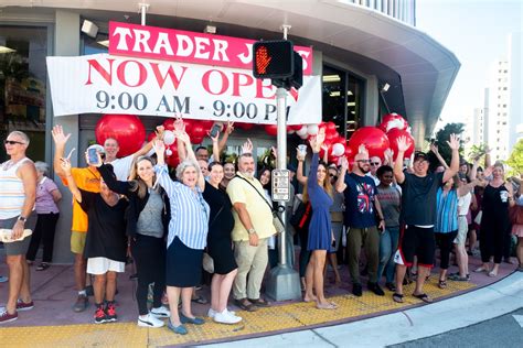 Trader Joe S Store Opens In Coral Gables Miami New Times