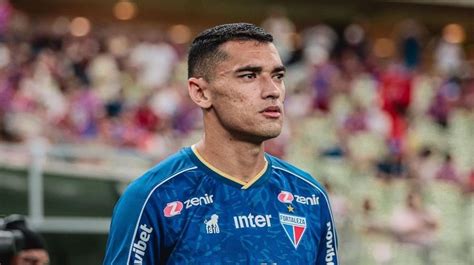 Corinthians Tem Interesse No Goleiro Santos Do Fortaleza Cnn Brasil