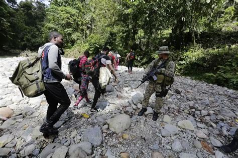 Fotogalería Ola De Migrantes Desborda Ayuda Humanitaria En Centroamérica