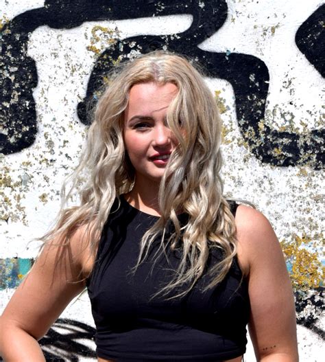 Iris De Vries Lichting 2022 Breitner Academie