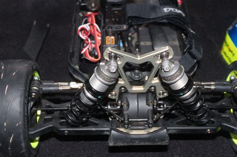 TLR 8IGHT E 4 0 ARTR VERY Low Use R C Tech Forums