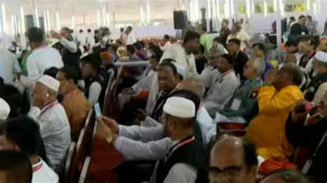 আলীগের বিশেষ বর্ধিত সভা সারাদেশ থেকে অংশ নিচ্ছেন ৩ হাজার নেতাকর্মী