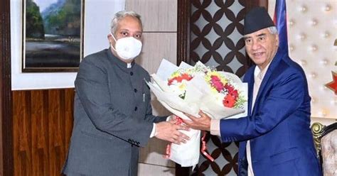 मोदीको सन्देश सुनाउन बालुवाटार पुगे भारतीय राजदूत श्रीवास्तव