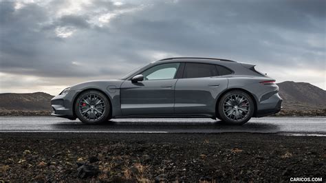 Porsche Taycan Sport Turismo 2025my