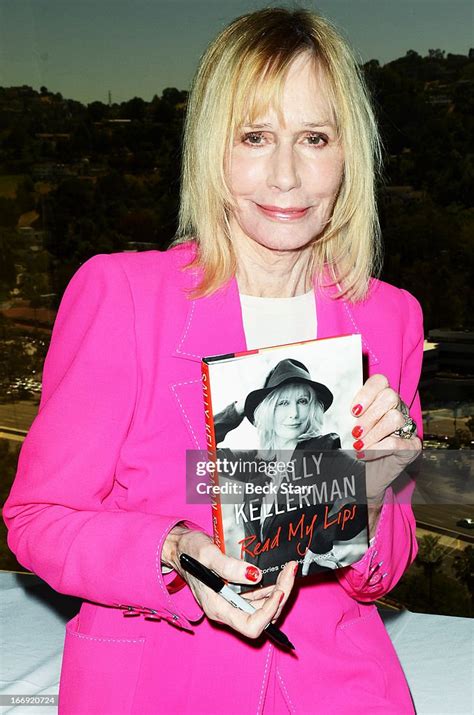 Actresssinger Sally Kellerman Is Honored At The Hollywood Chamber Of