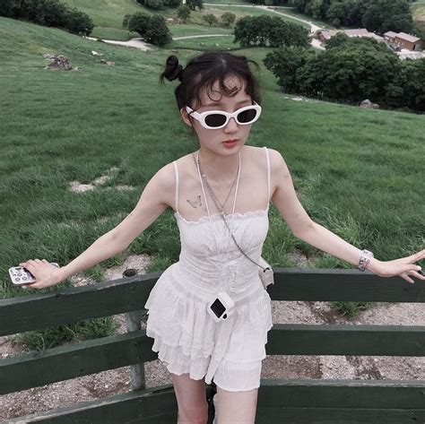 흙스튜디오 여행 혹은 일상에 특별함을 더하고 싶을 때😽 Luvugenie 여행에서 나비